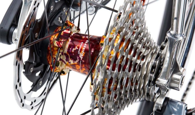 世界25台限定 チネリの創業75周年を記念したXCR75 スペシャルデザインの特別完成車｜ミソノイサイクル｜浜松で自転車販売・買取ならミソノイサイクルへ